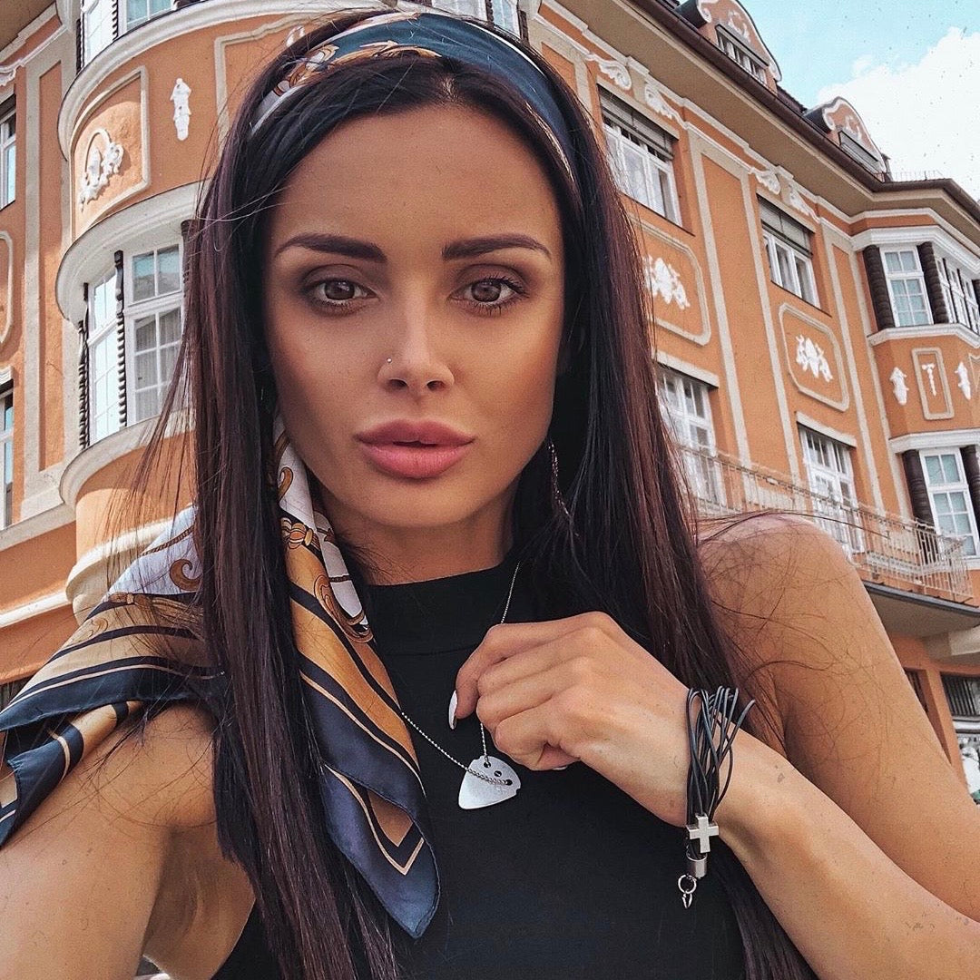 DJ DA QUEEN x HEARTBEAT LDN – HEARTBEAT Jewellery London